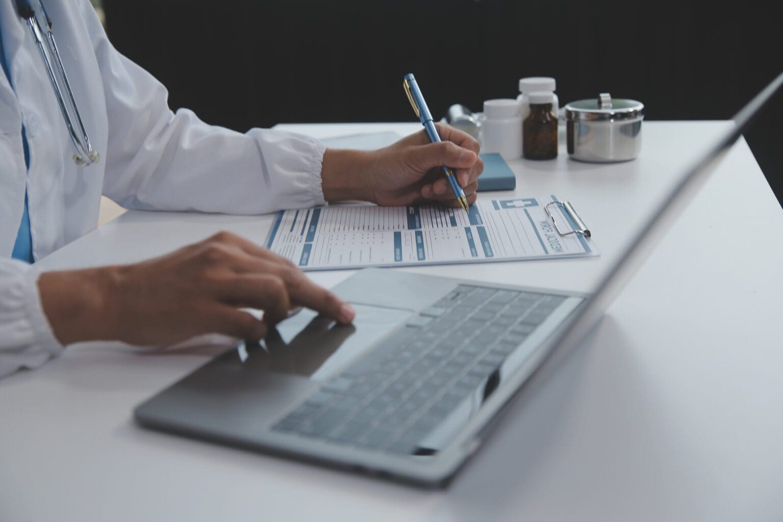 Faster Prior Authorization Tracking Service – No Hassle!